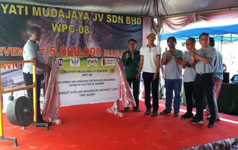 Sarawak Pan Borneo Highway WP08 Package - Mudajaya Group Berhad
